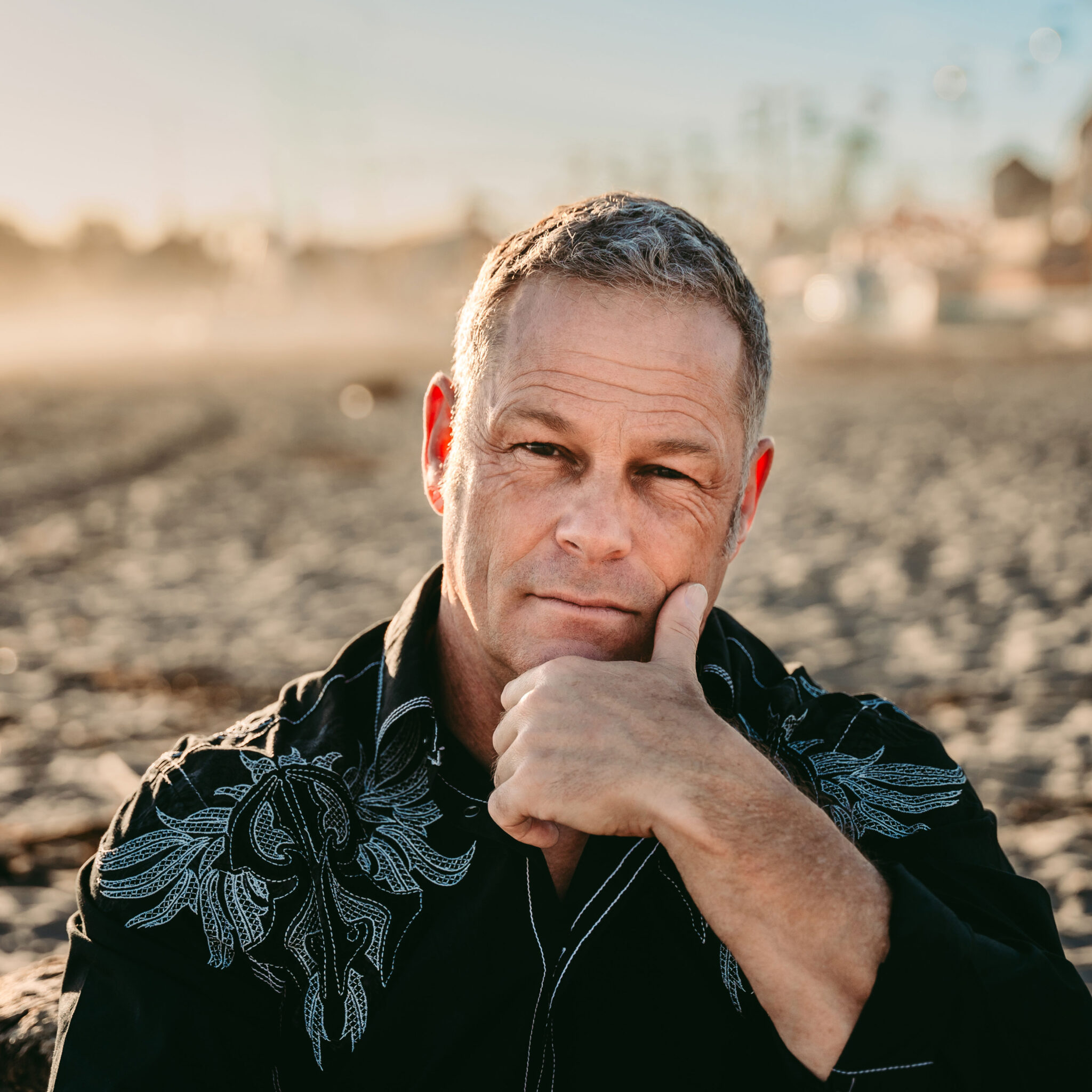 "Everyday Miracle": Brock Davis celebra la vida con un nuevo álbum - La Caverna